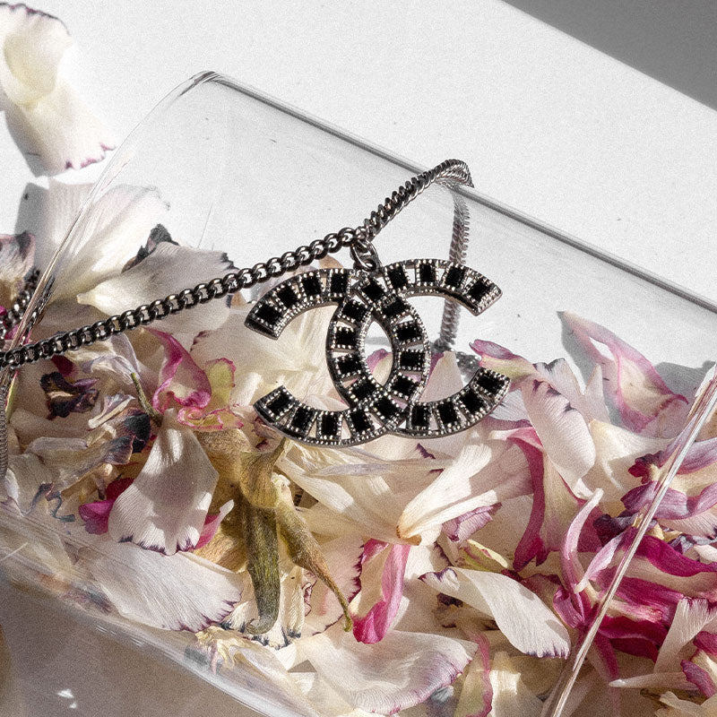 Reawake Fashion Treasures – REAWAKE