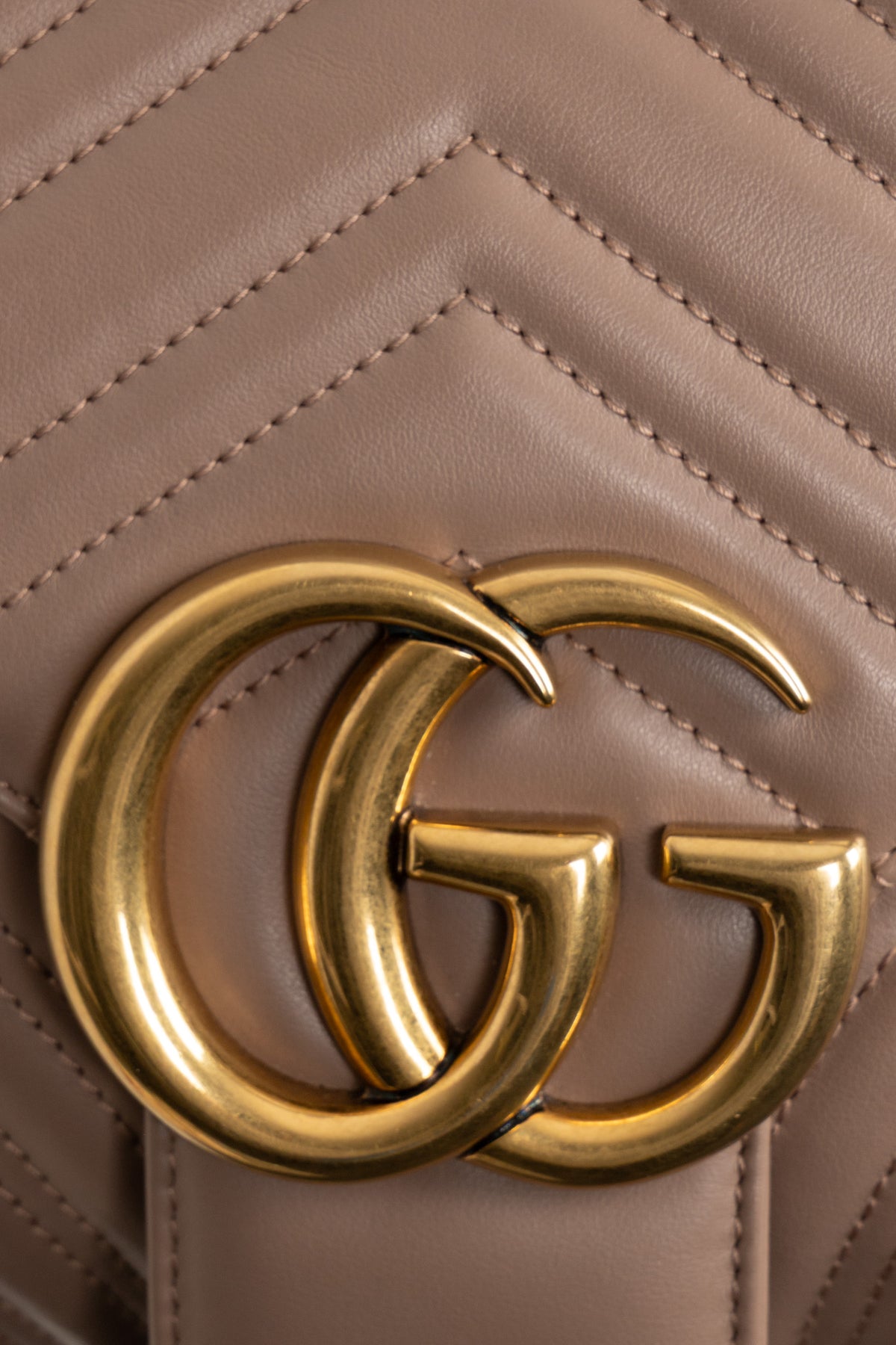GUCCI Large Marmont Bag Leather Nude – REAWAKE