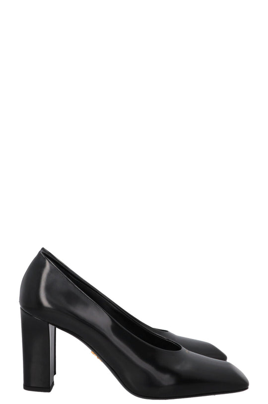PRADA Logo Square Toe Heels Black – REAWAKE